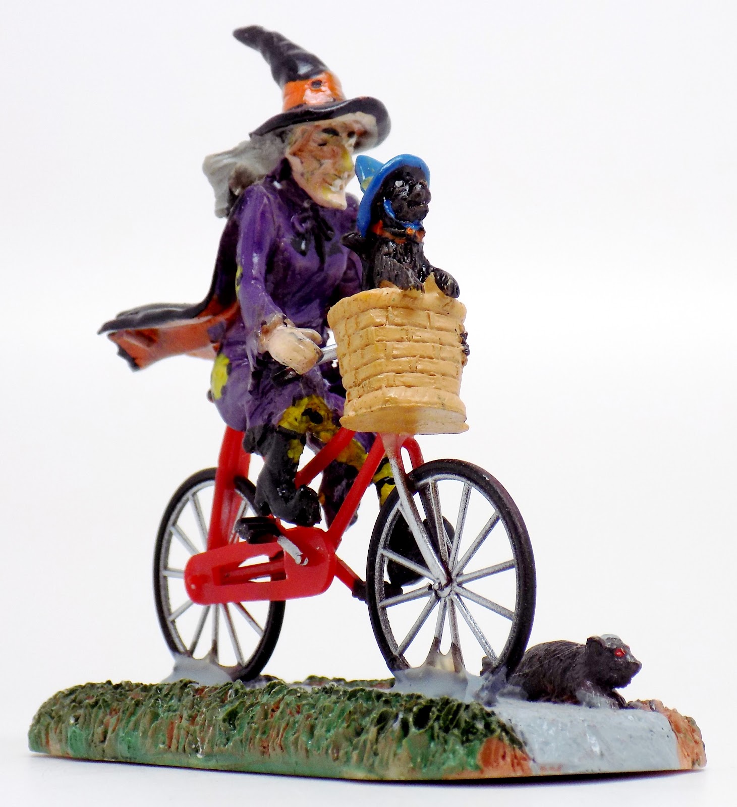 Toys and Stuff: Lemax Set#32109 2013 Witch Riding Bike