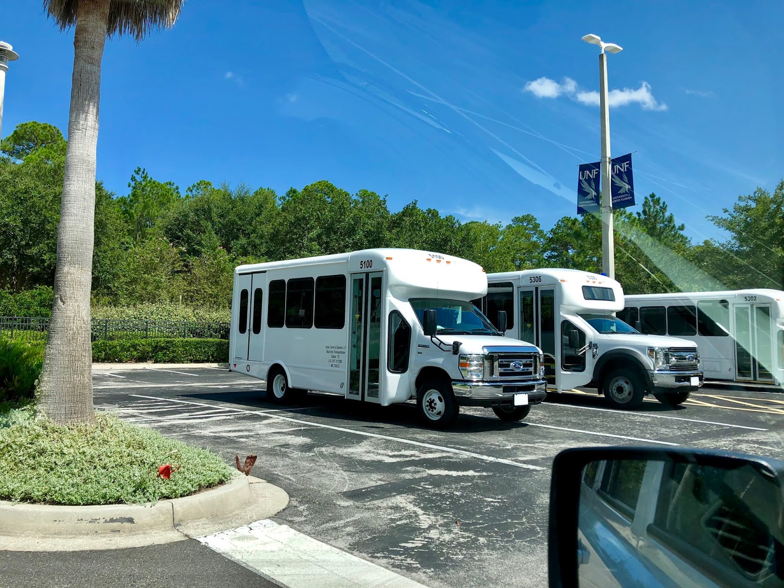 University of North Florida Shuttle Buses
