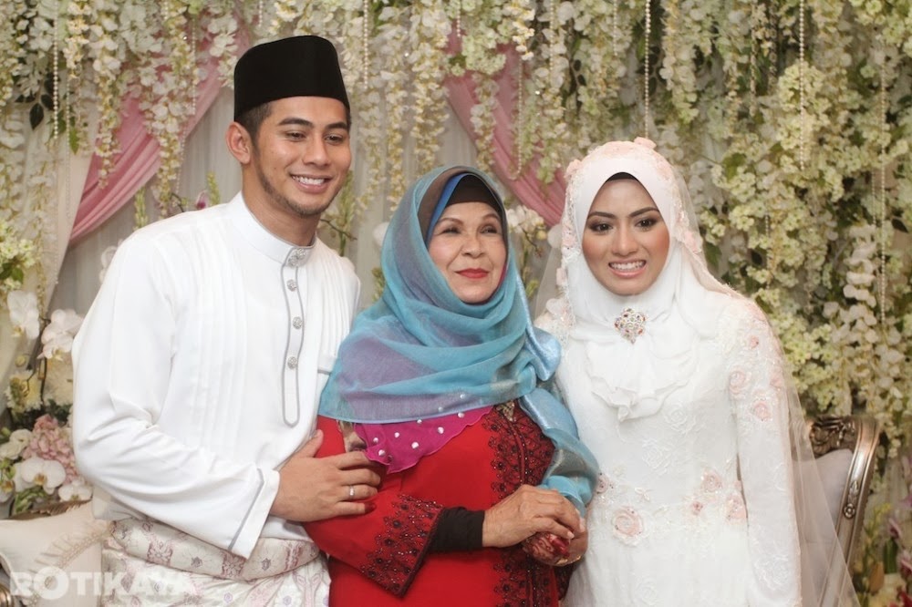 Faridan's Memories ~~** Dariku Untukmu **~~: Lagi gambar kahwin Fizo n ...