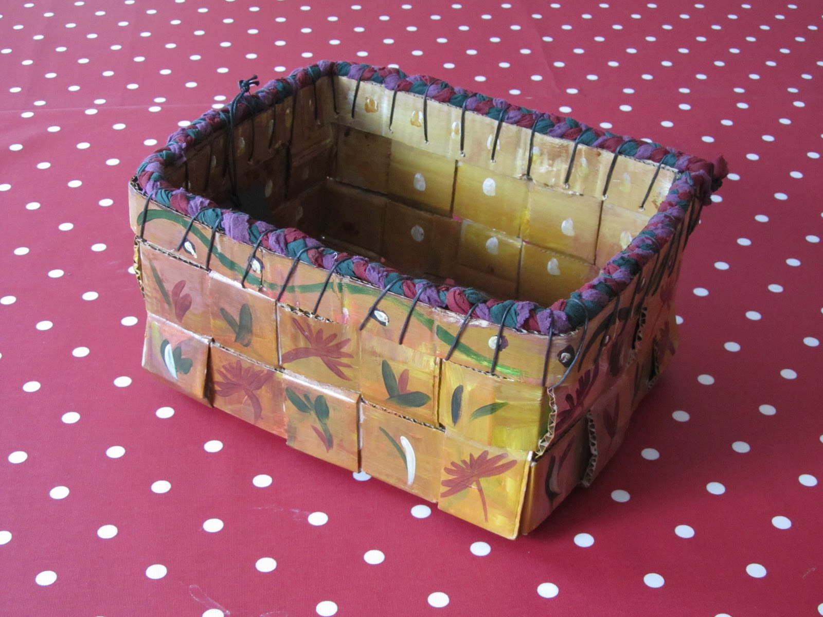 fairislerona: Liz's recycled box workshops