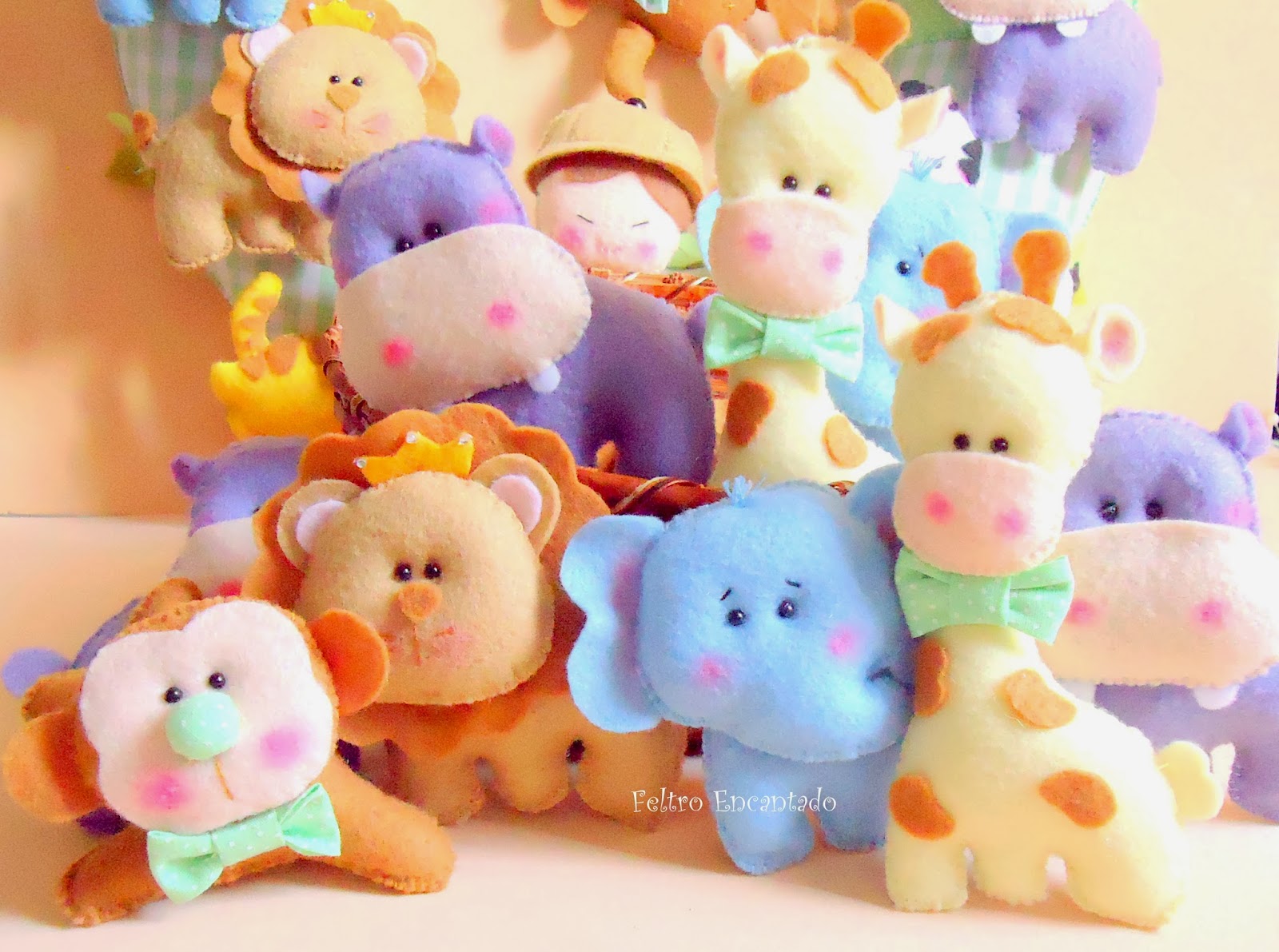 FELTRO ENCANTADO: Um Safári de feltro