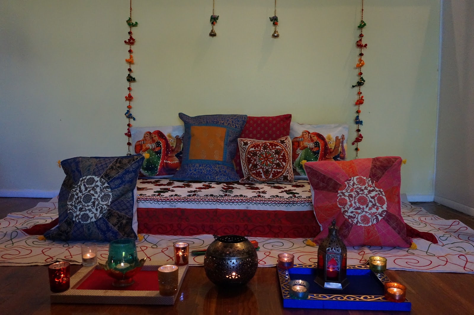 selfshowcase: Women's Night Out - Mehndi Party