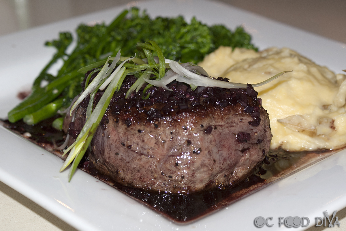 OC Food Diva: World class food 24 hours a day at Triple 7 Sports Bar ...