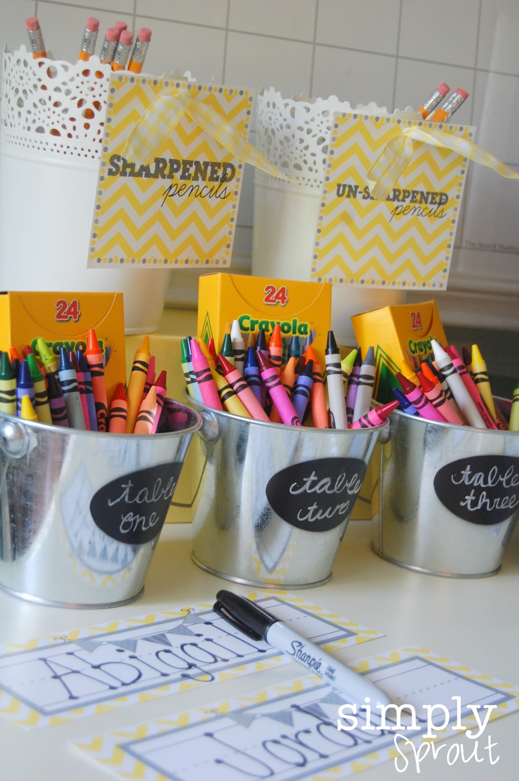 Bring some sunshine into your classroom with our Sunny Days Classroom ...