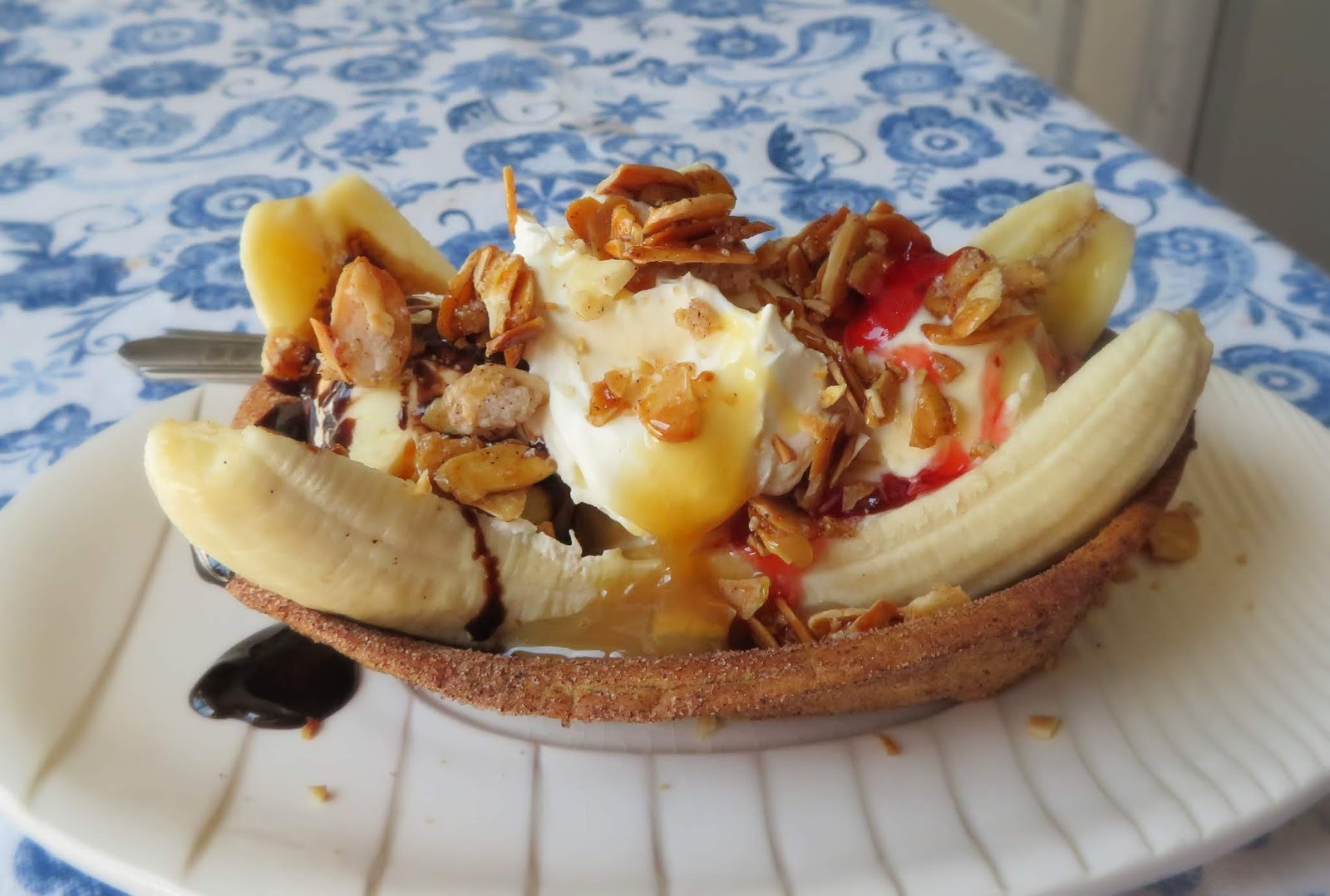 Churro Banana Split Boats | The English Kitchen