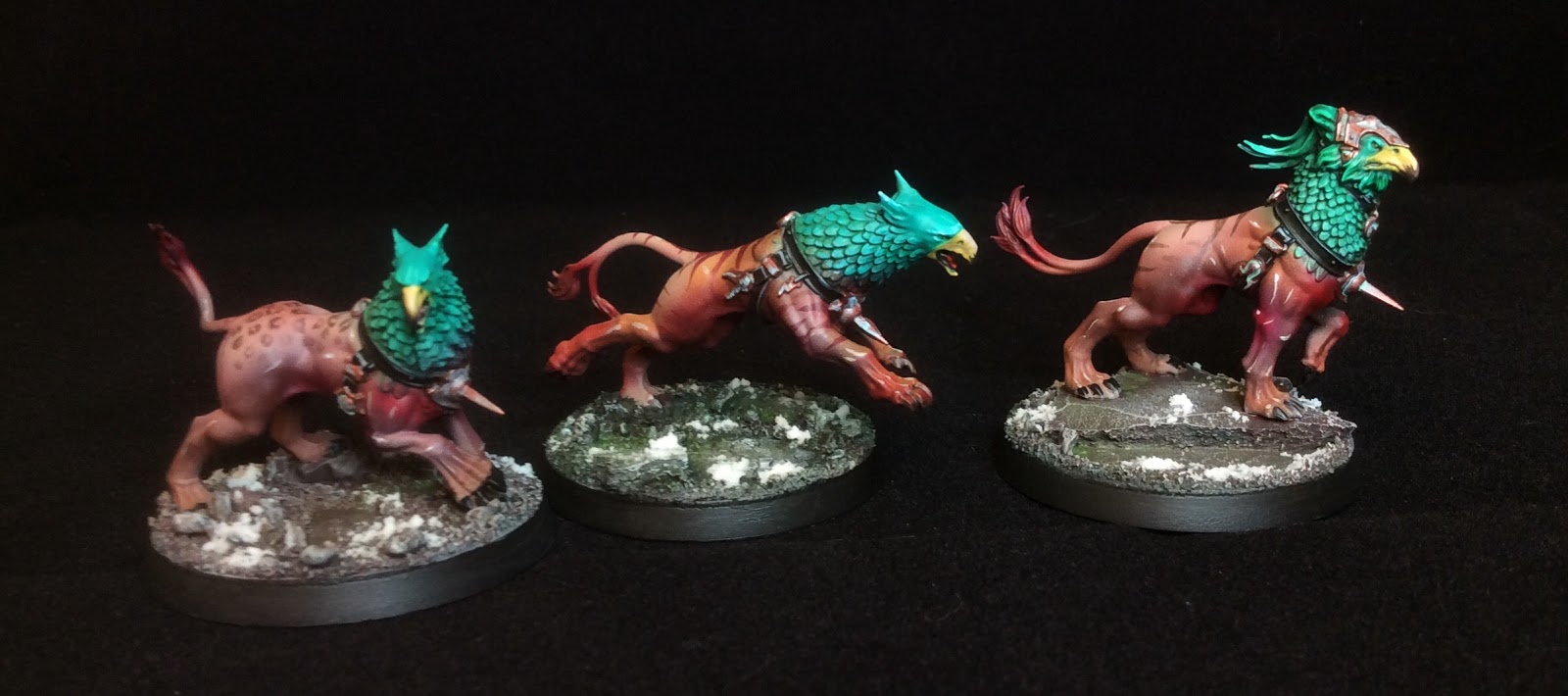 Tabletop Apocalypse: Stormcast Gryph Hounds Finished