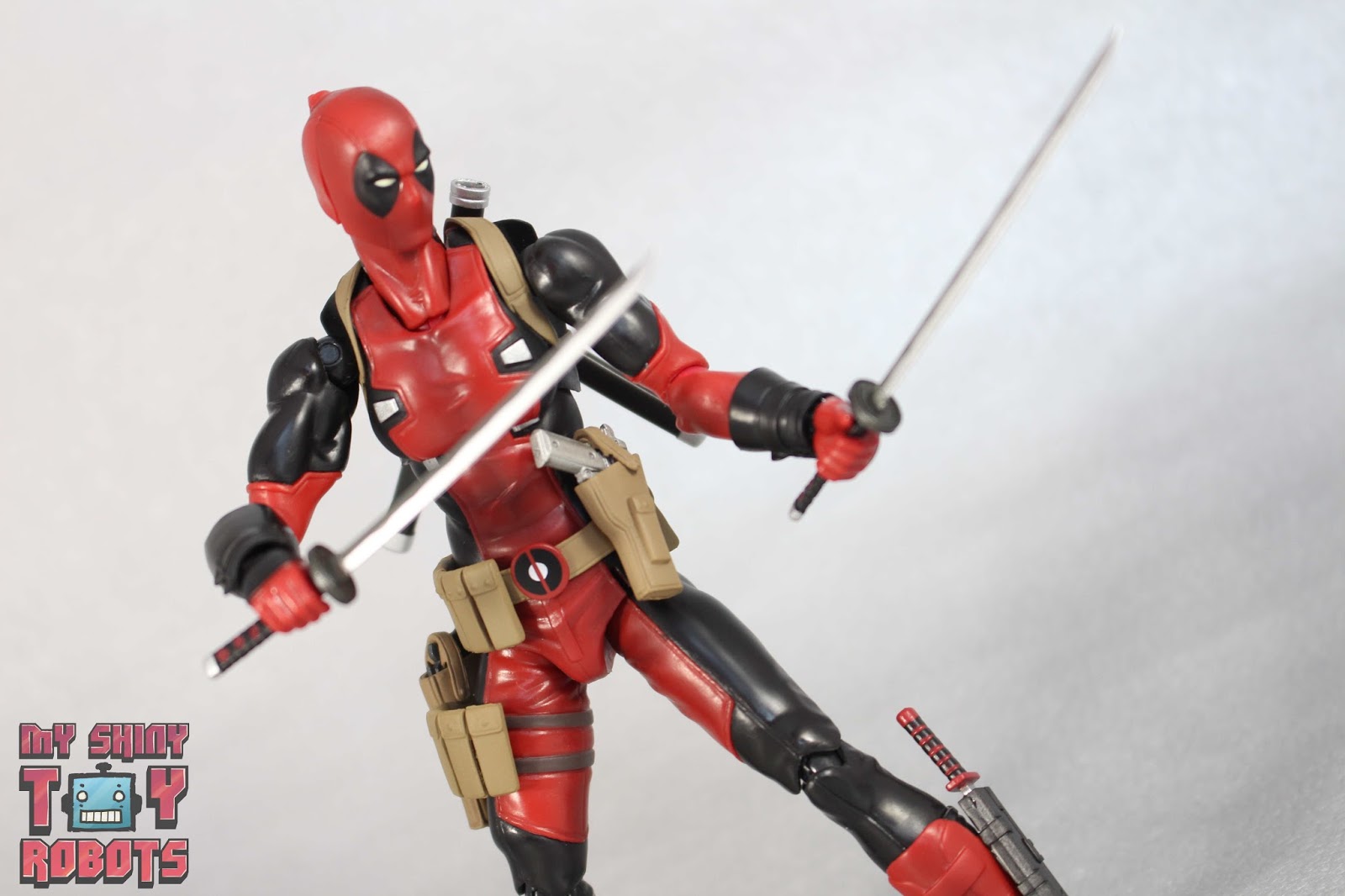 My Shiny Toy Robots: Toybox REVIEW: Figma Deadpool [DX Ver.]