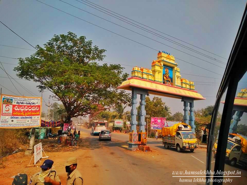Hamsa Lekhha Travel diaries: MEDARAM---SAMMAKKA SARAKKA JATHARA ...