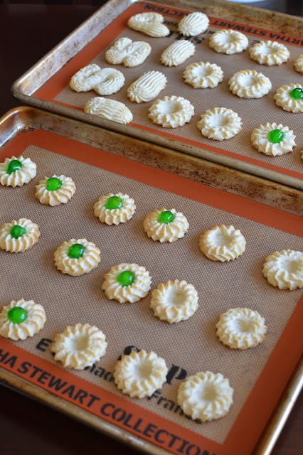 Playing with Flour: Italian almond star cookies