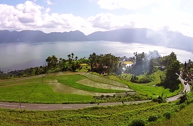 Legenda Asal Usul Tentang Gunung Tinjau Menjadi Danau Maninjau | TENTANGNEWS