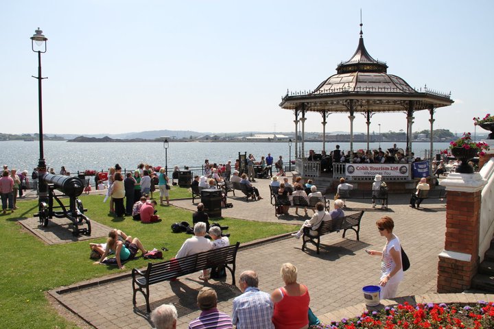 The Commodore Hotel: Brass bands on the Promenade bandstand...