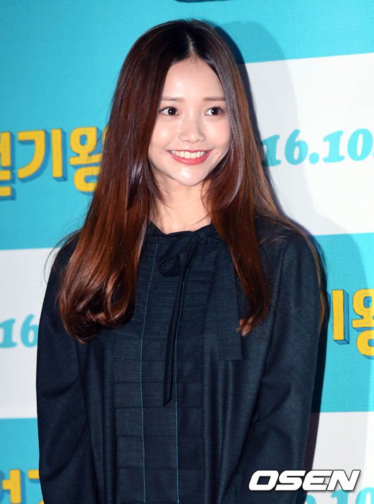 Ha Yeon Soo attends first public event since SNS controversy