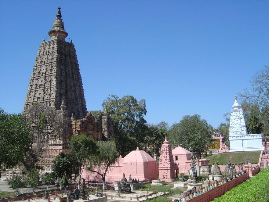 Mahabodhi Temple Bodhgaya | World Famous Buddhist Pilgrimage Center ...