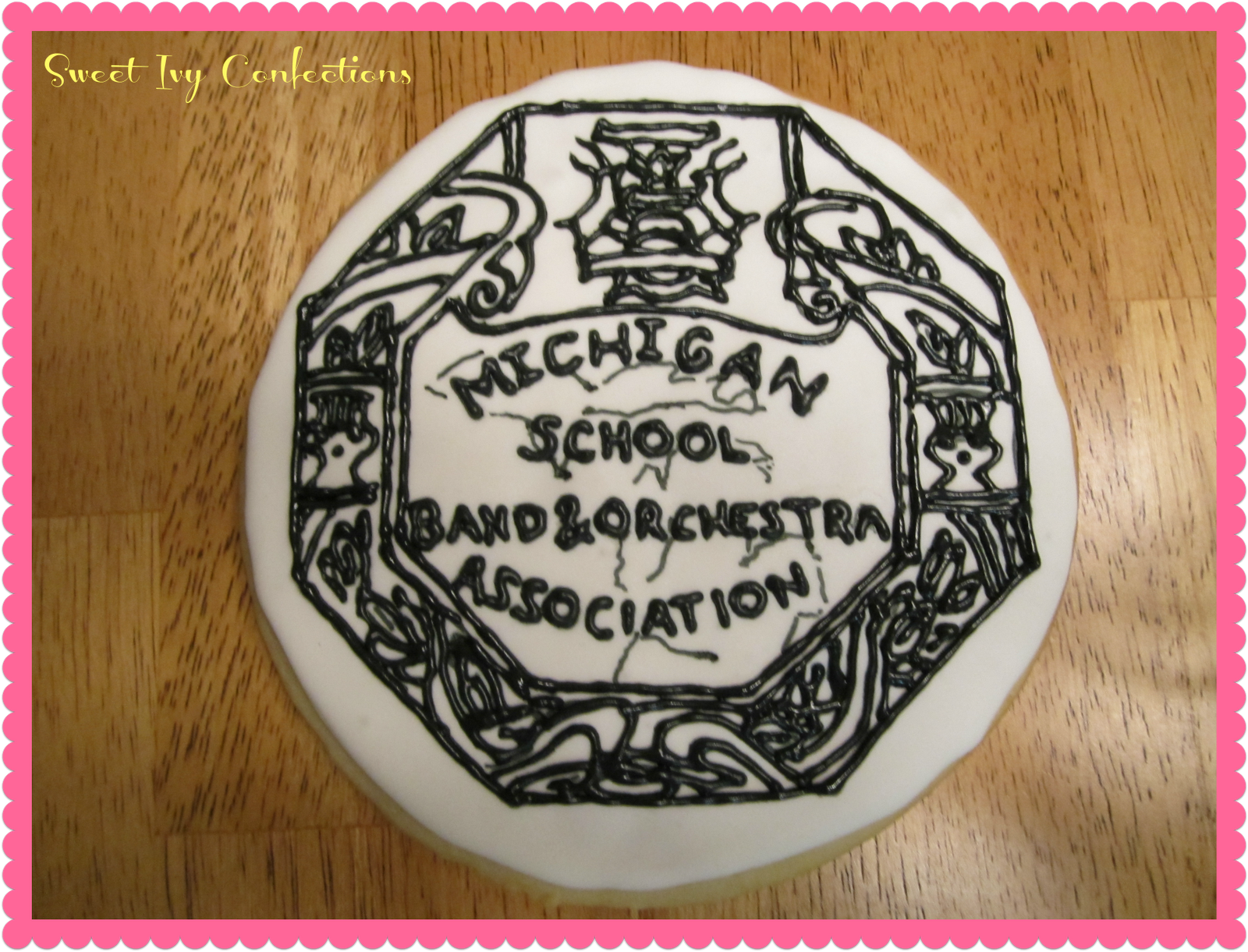 Sweet Ivy Confections: MSBOA Marching Band Festival Cookies 2012