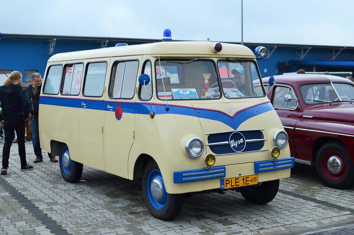 Szrociaki: PRAWDZIWY SZWAJCAR: ZSD Nysa N59 Sanitarka