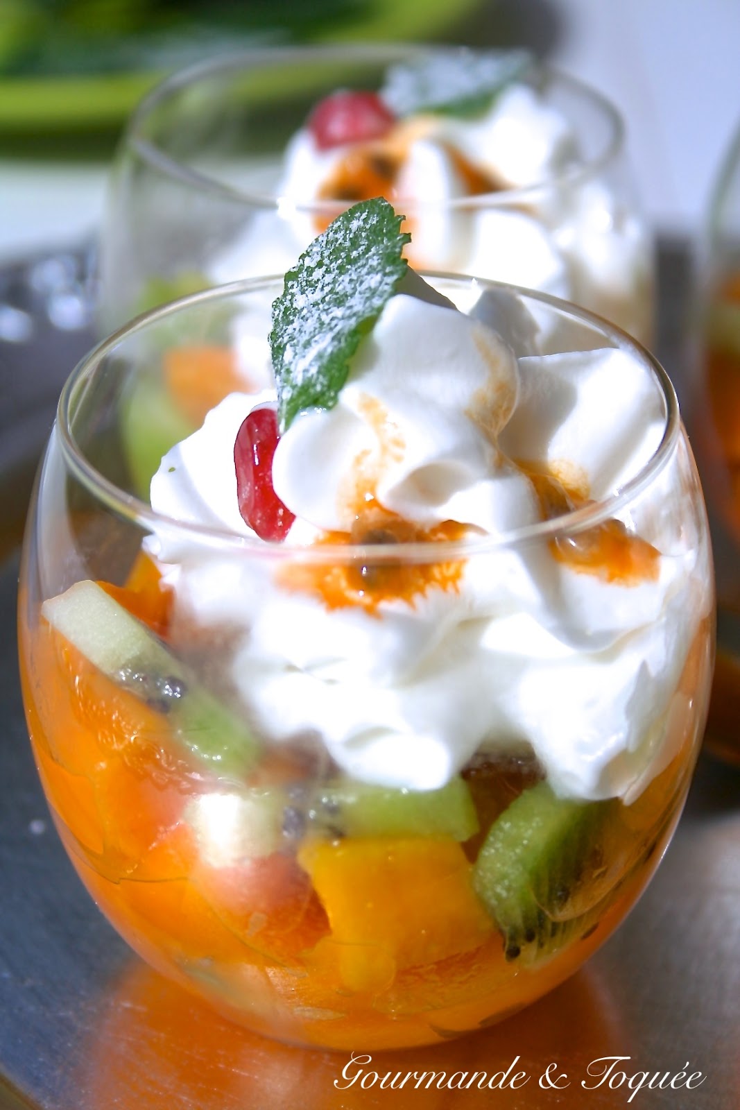 Gourmande & Toquée: Verrine de fruit de la passion et mangue, espuma ...
