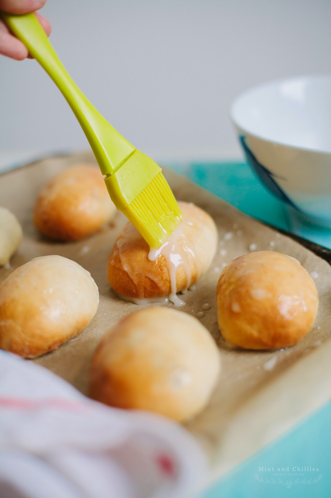 Mint and Chillies: Vegan orange glazed blueberry buns