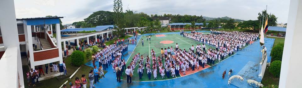 Unidad Educativa Con Bachillerato Internacional "5 De Agosto" : Colegio ...