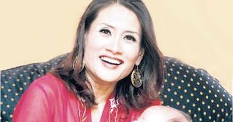 MYARTIS.COM | MYARTIS | MY | ARTIS: 2 GAMBAR - SHERIE MERLIS LAHIRKAN ...