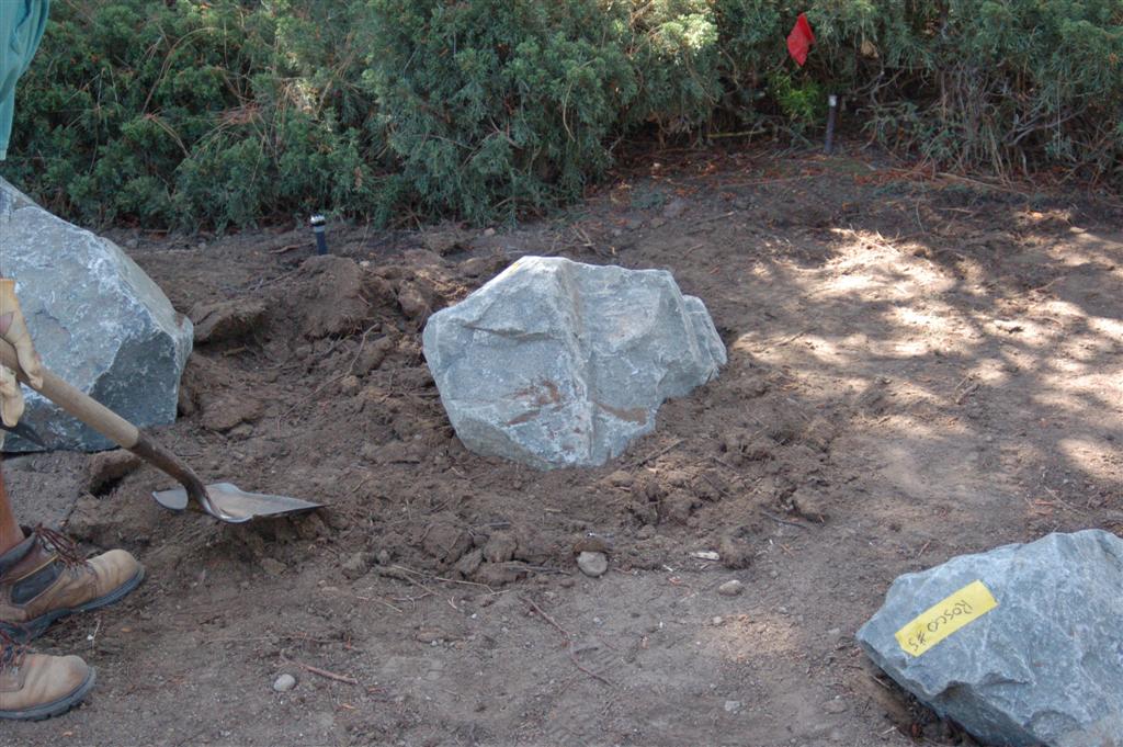 The 2 Minute Gardener: Photo - Planting Rocks