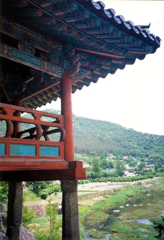 The Brown Knowser: April 2012