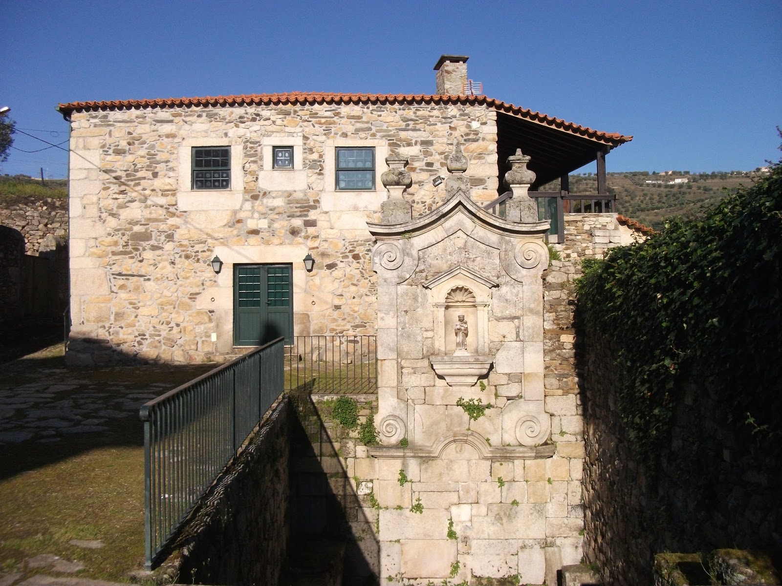 Portugal Cristalino: Percurso Pedestre de Sande e Valdigem - Lamego