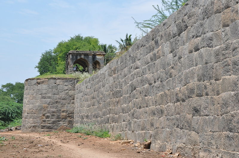 Tamilnadu Tourism: Attur Fort, Salem