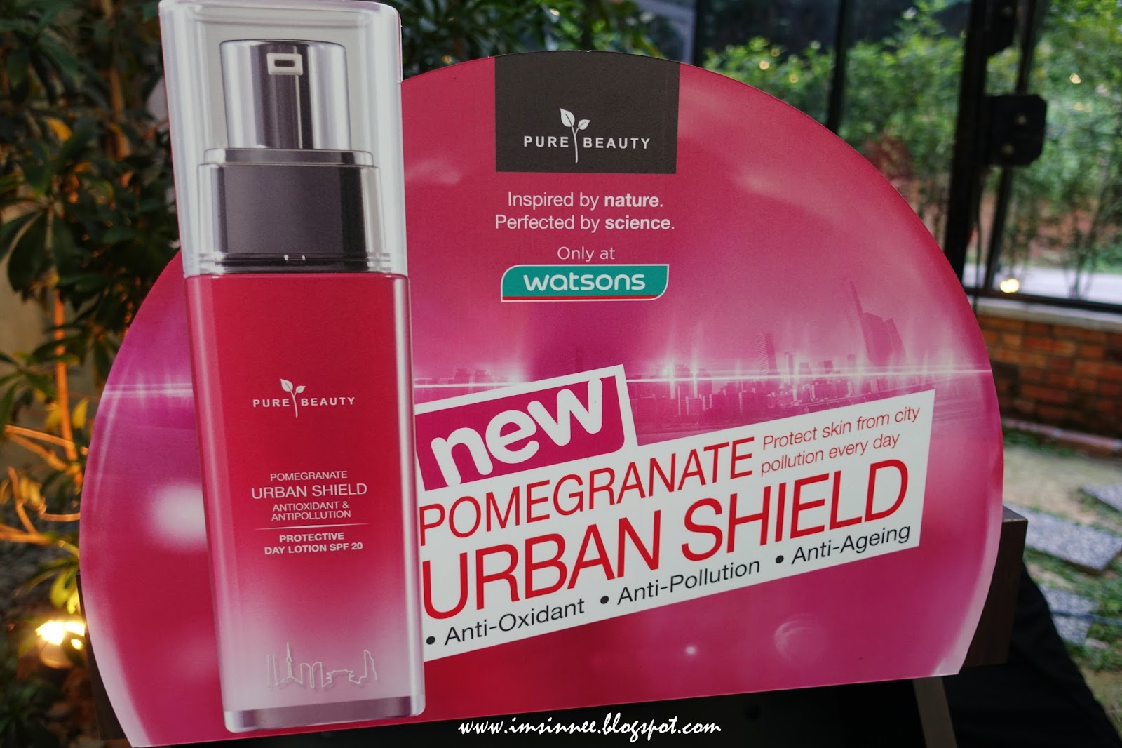 [Review] Pure Beauty Pomegranate Urban Shield | Sinnee's Page