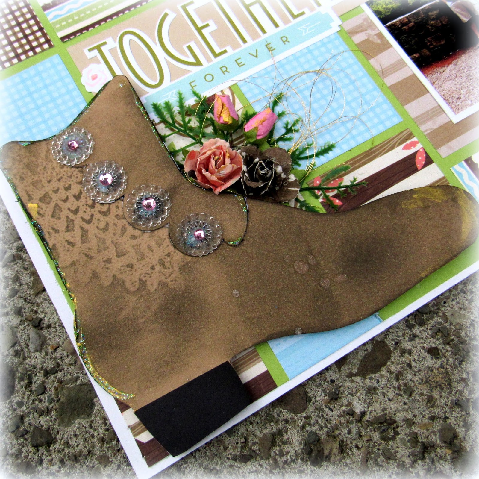 Mitralee: Poconos Layout for THE CUTTING CAFE using the Vintage Boot File