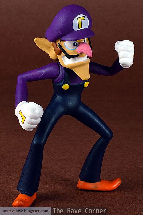 The Rave Corner: World of Nintendo Waluigi Figure Review