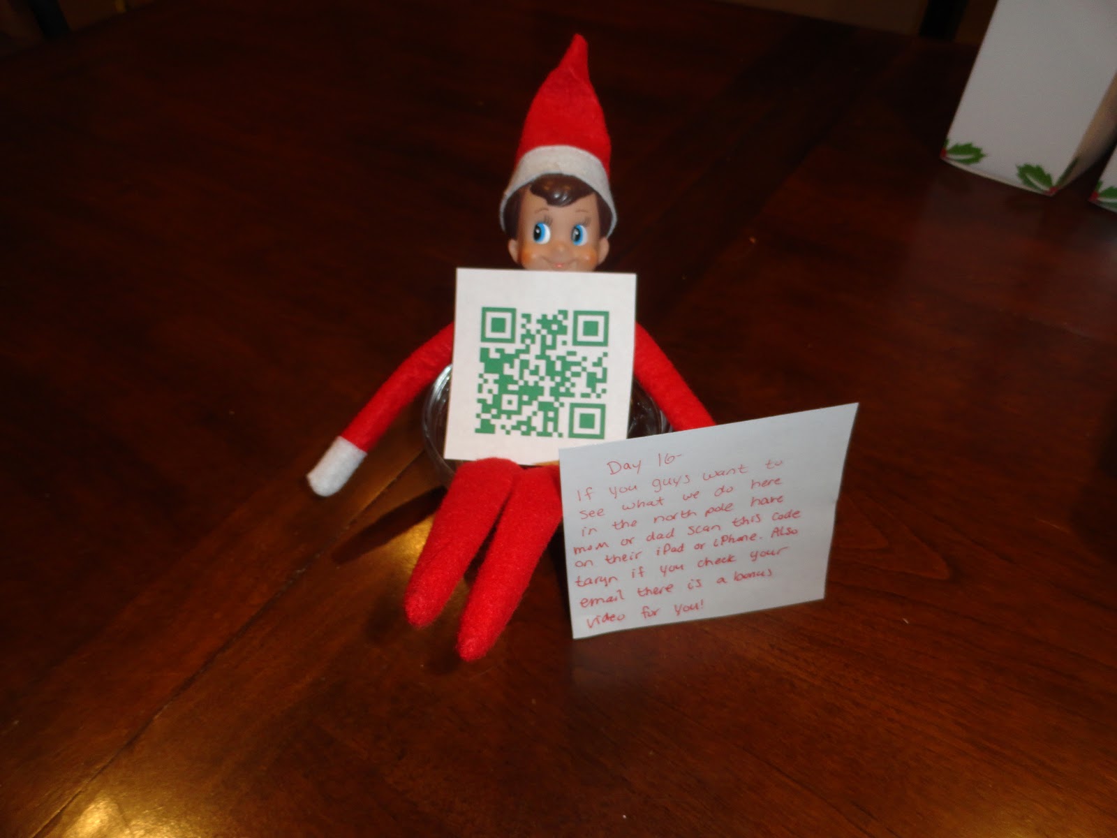 A DAY IN THE LIFE OF:: Jonthan the Elf week 3