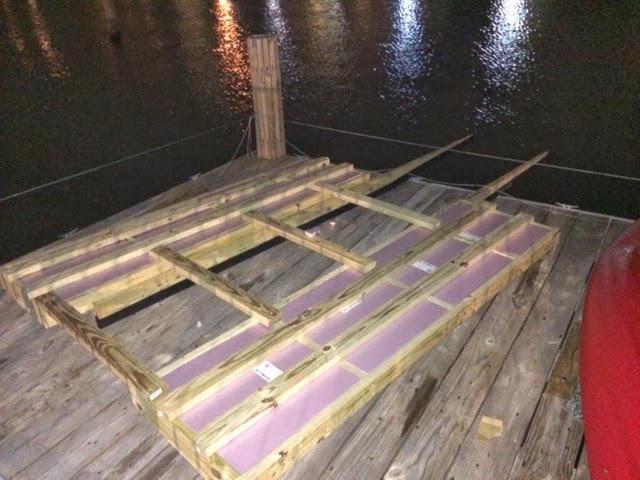 Ighalitus: Floating Dock for my Mercury Mouse Boat