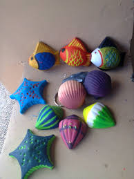 Kerajinan gips: Menganalisis Produk Kerajinan Bahan Lunak