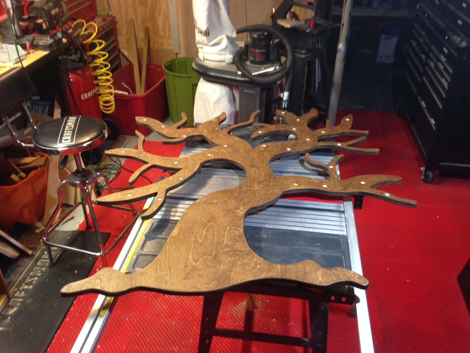 West Mitten Crafts: Tree Spool Holder