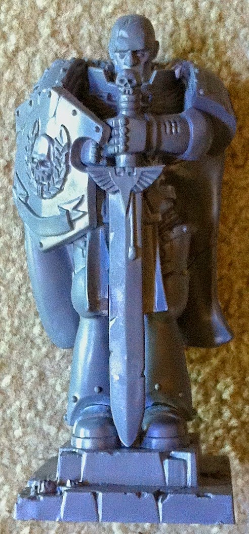 Warpstone Flux: Space Marine Statue Terrain Piece