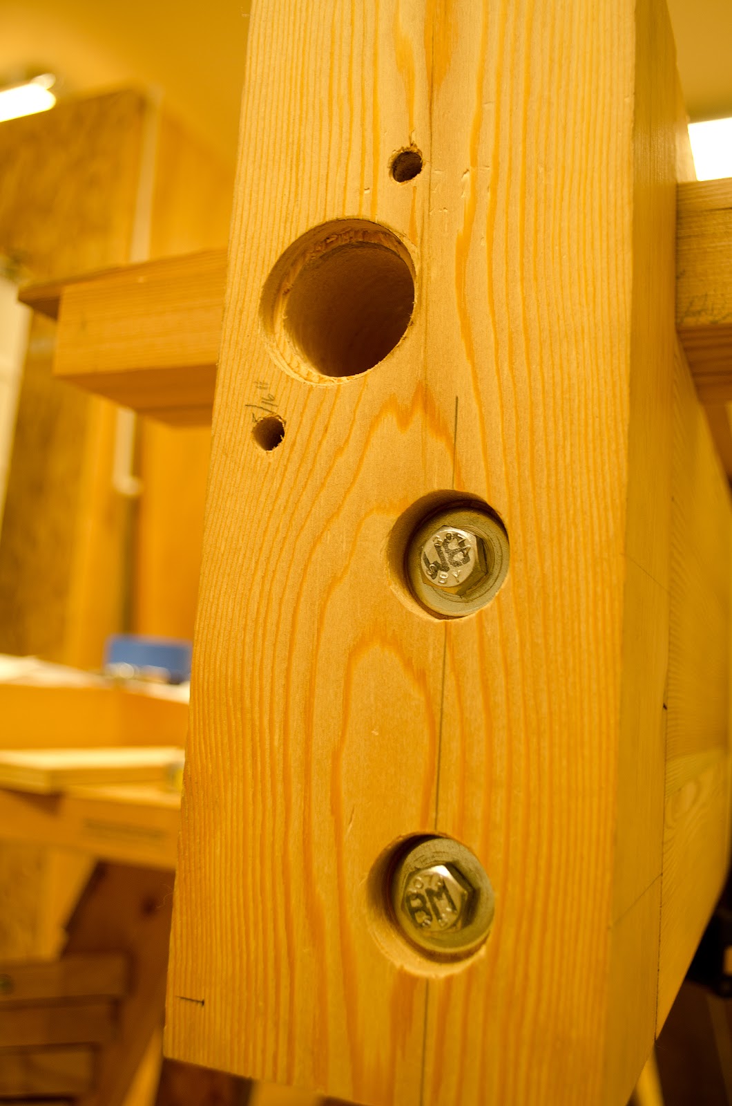 TUMBLEWOOD CREATIONS: The Woodwhisper Guild Roubo Build-Part 4