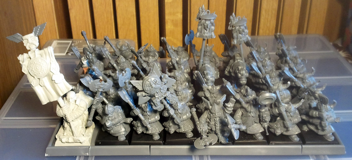 For Glorious Death !: Dwarf warrior unit with BSB Thane assembled