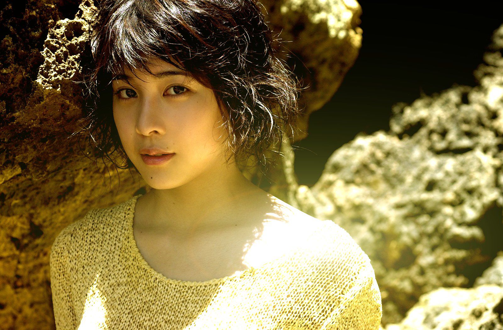 1980 / Takeuchi Yuko / 竹内結子 / たけうちゆうこ / 다케우치 유코우 / Actress