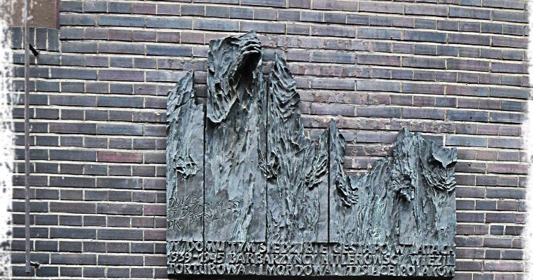 The life of Molly-Titti....Sweden....Huay Yang.....Bangkok.....: Pomorska Street 2 , Krakow ...