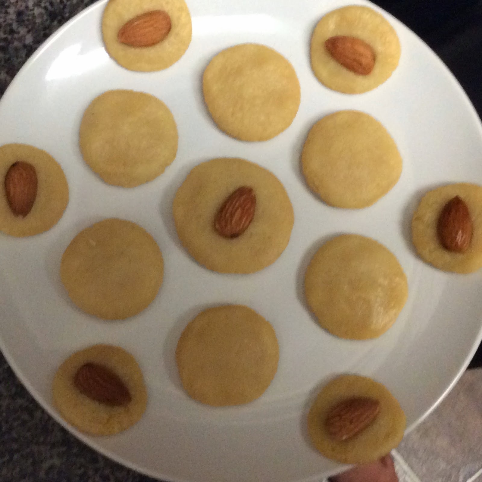 Harathi's Cooking : Milk Sweet Recipe ~ Palkova Recipe ~ Doodh Peda ...
