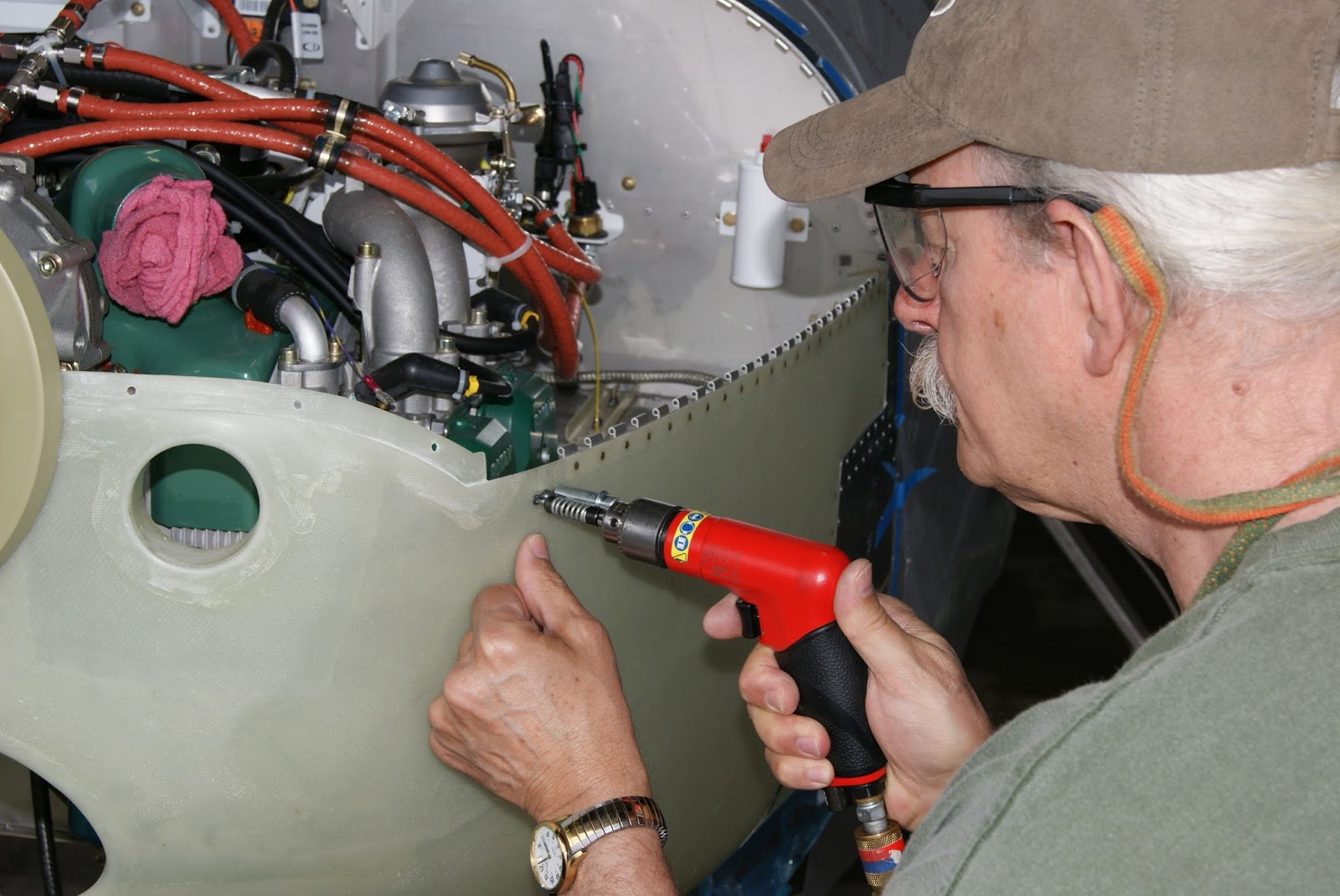 DOG Aviation John's RV-12 Blog: Cowling Work Continues - Nutplates ...