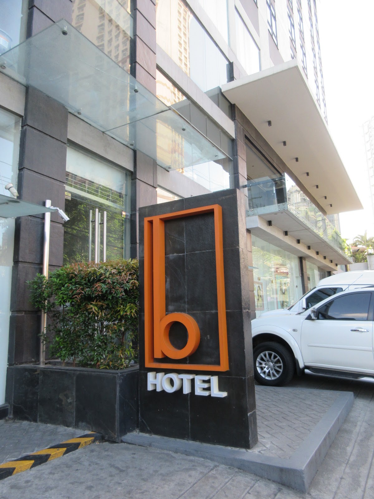 My Experience Staying at B Hotel Quezon City - The Wandering Juan