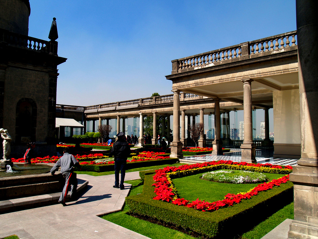 loveisspeed.......: Chapultepec Castle or Castillo de Chapultepec is ...