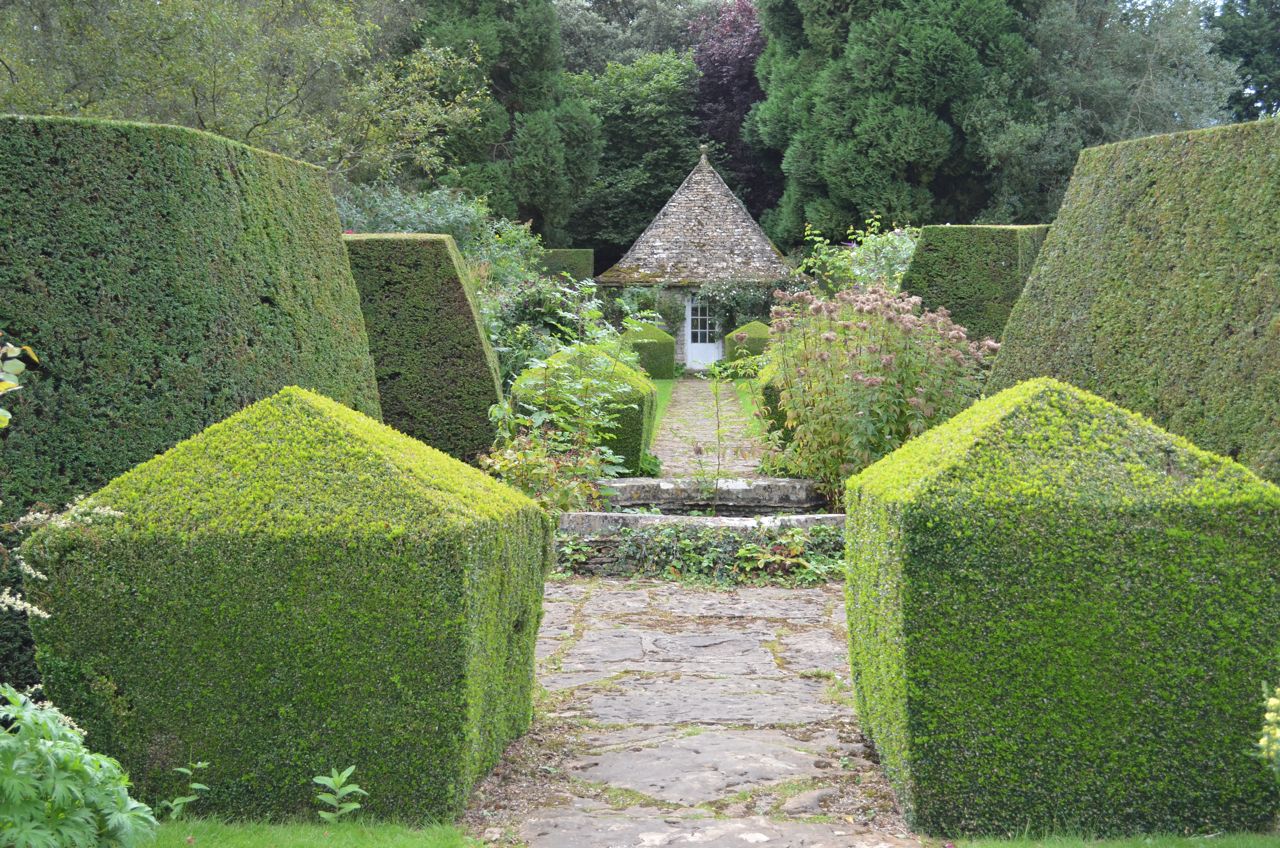 Rodmarton Manor - definitely the jewel in Britain's "Arts and Crafts ...