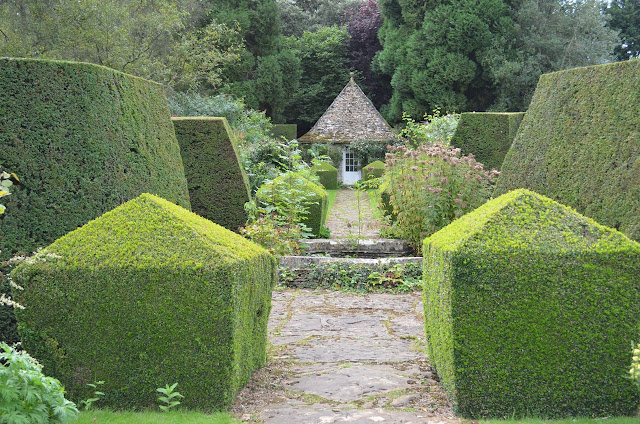 Rodmarton Manor - definitely the jewel in Britain's "Arts and Crafts ...