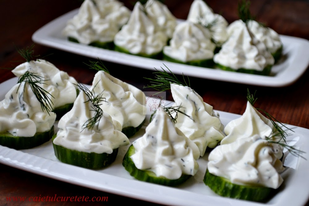 Aperitiv rapid cu castraveti si crema de branza - CAIETUL CU RETETE