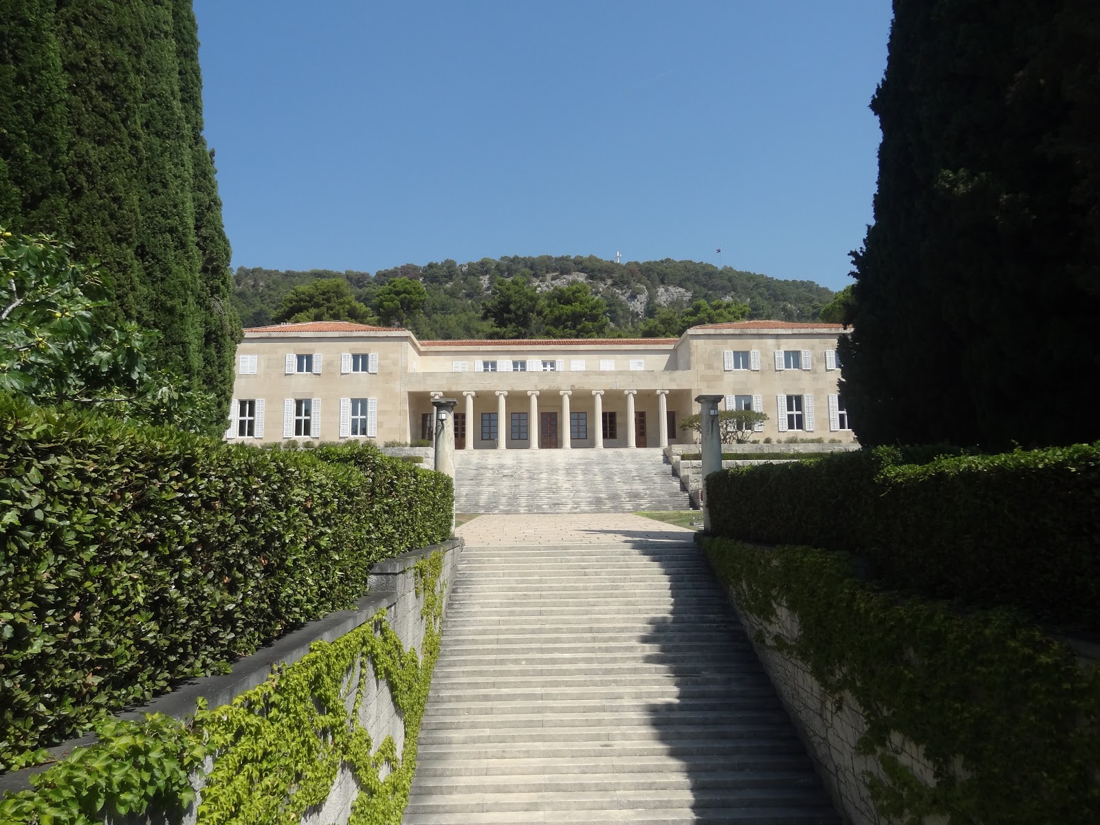 Studia Croatica: 53 Split 19 - Galerija Meštrović