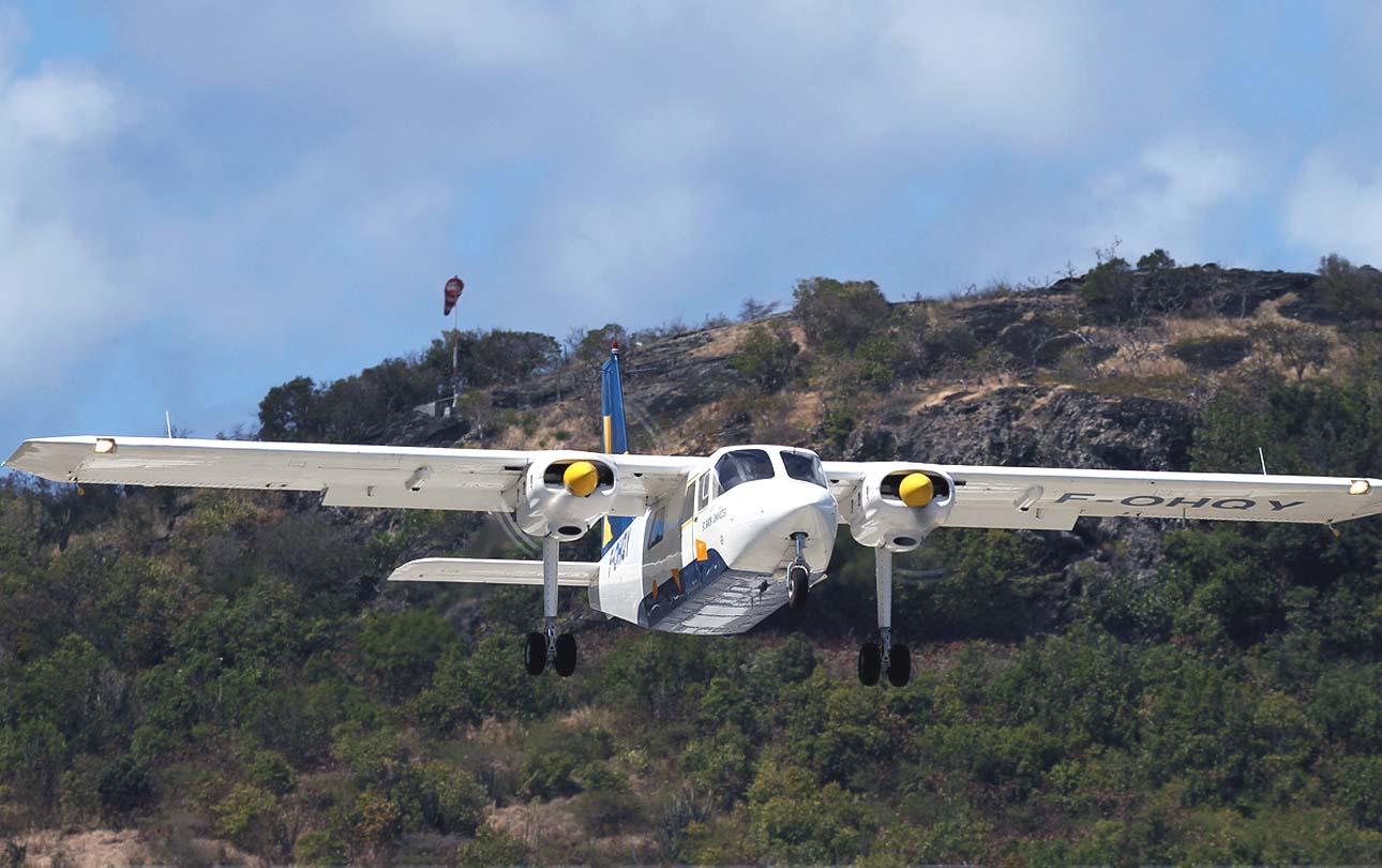 nhungdoicanh: Britten-Norman BN-2 Islander