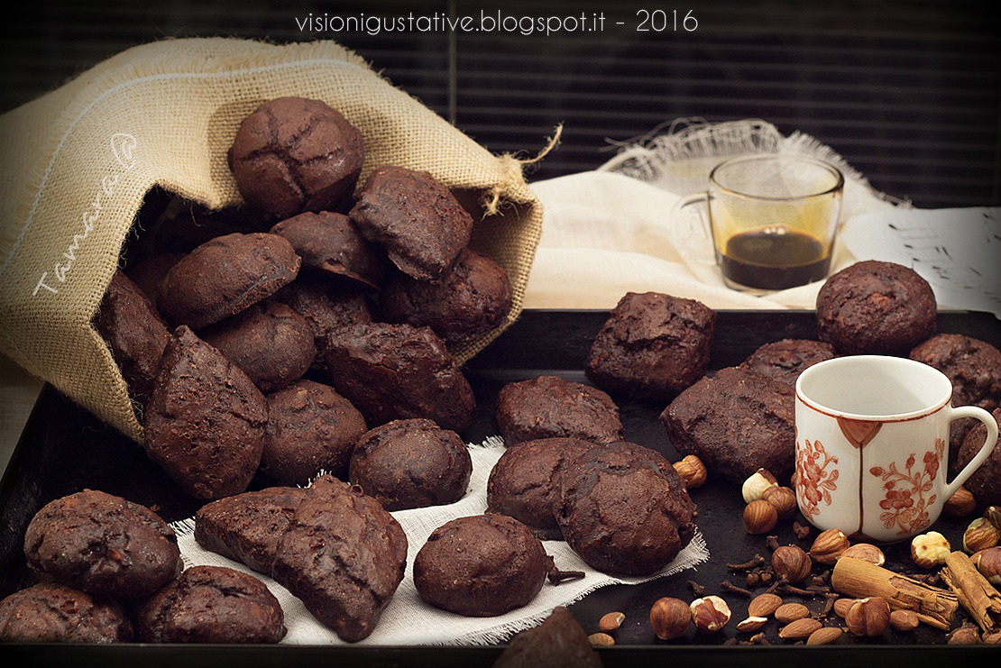 Visioni gustative: Mustazzoli con mandorle, nocciole, miele, mosto di ...