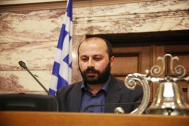 ΤΗΣ ΠΟΥΤ@Ν@Σ ΚΑΙ ΣΗΜΕΡΑ ΣΤΗ ΒΟΥΛΗ: "ΘΑ ΜΕ ΑΦΗΣΕΤΕ ΝΑ ΤΕΛΕΙΩΣΩ Ή ΘΑ ΜΟΥ ...